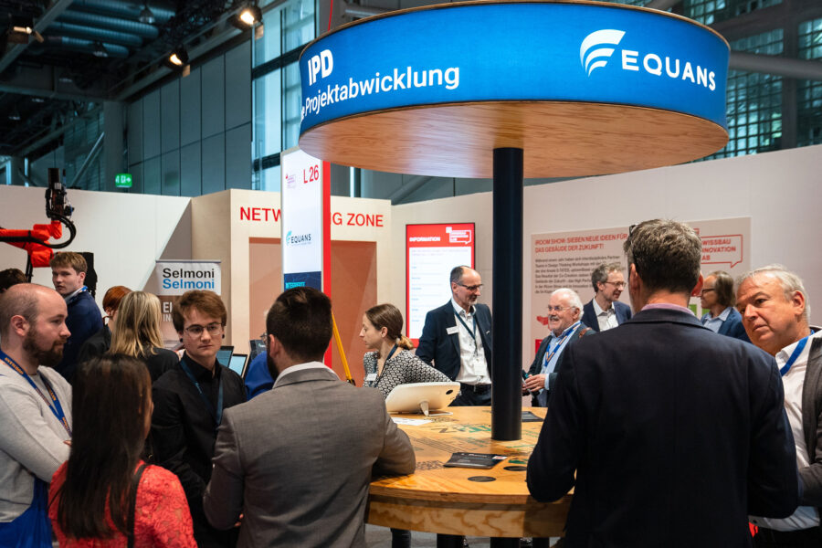 EATON Visitor Center – Multitouch-Table - Habegger Switzerland